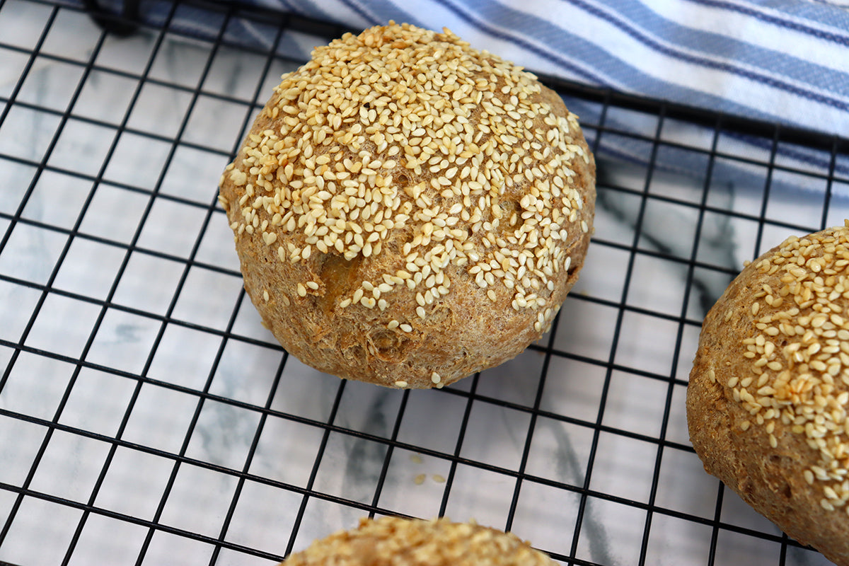 Hamburger buns – Mill & Folks