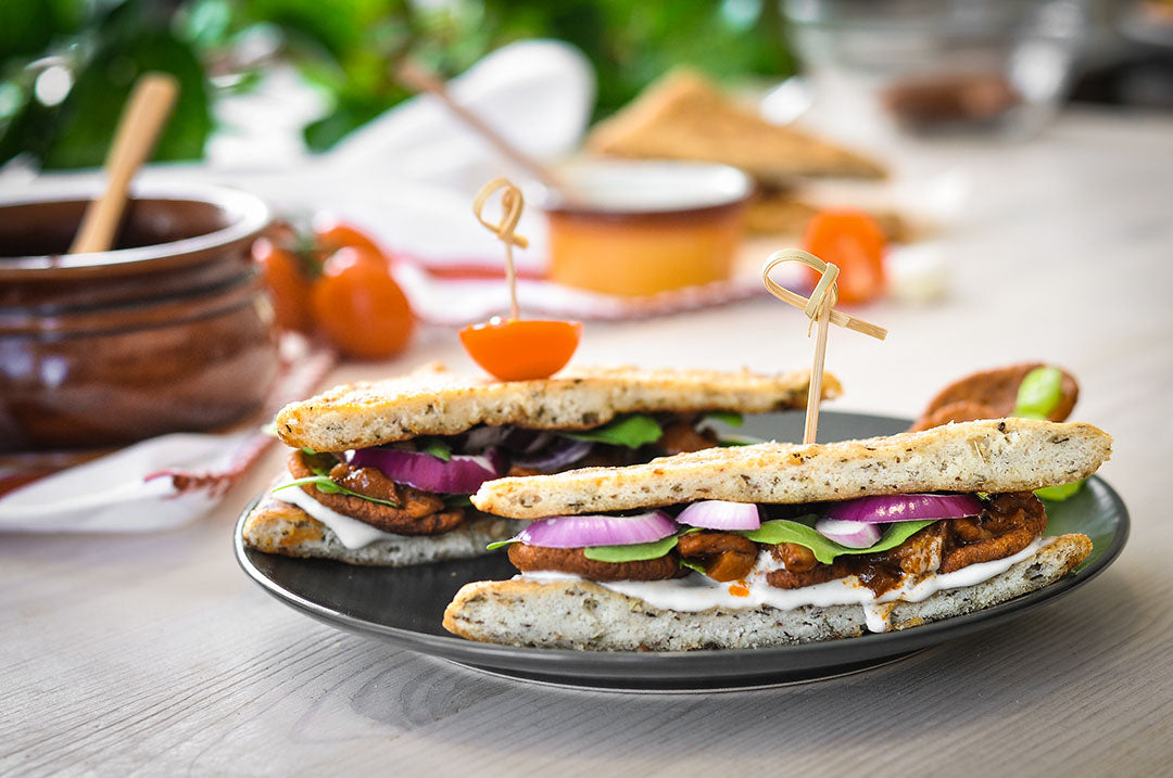 Sandwich from deep fried flatbread – Mill & Folks